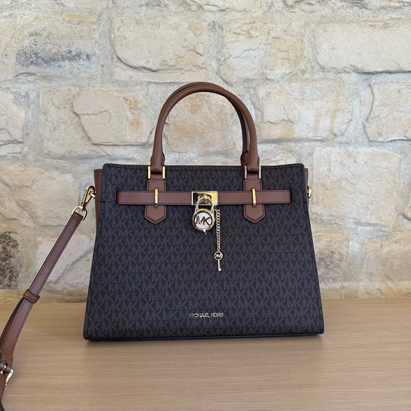 Michael Kors | Bags | Michael Kors Medium Hamilton Signature ...